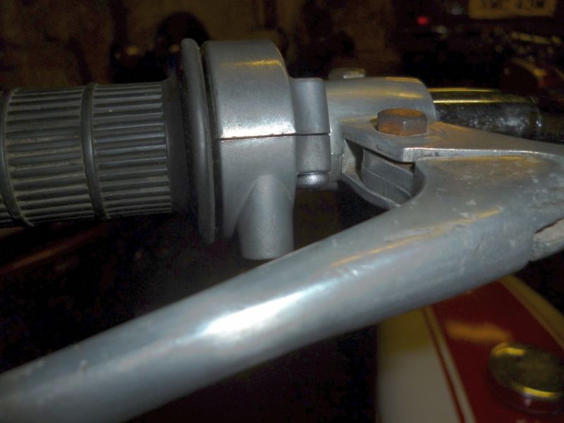 1972 Yamaha AS3 restoration (exhaust & another harness)