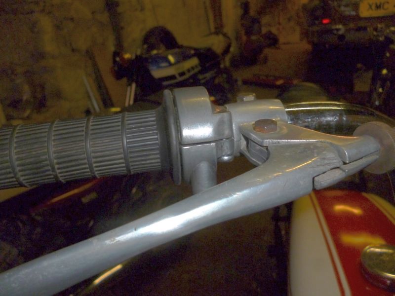 1972 Yamaha AS3 restoration (exhaust & another harness)